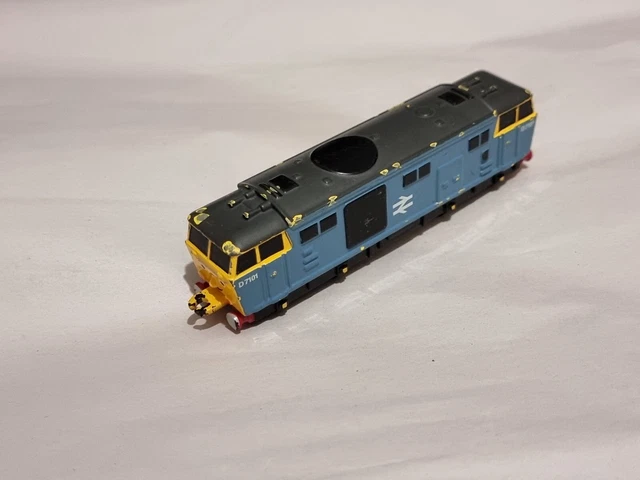 THOMAS THE TANK Engine & Friends ERTL DIESEL D7101 BEAR TRAIN DIECAST ...