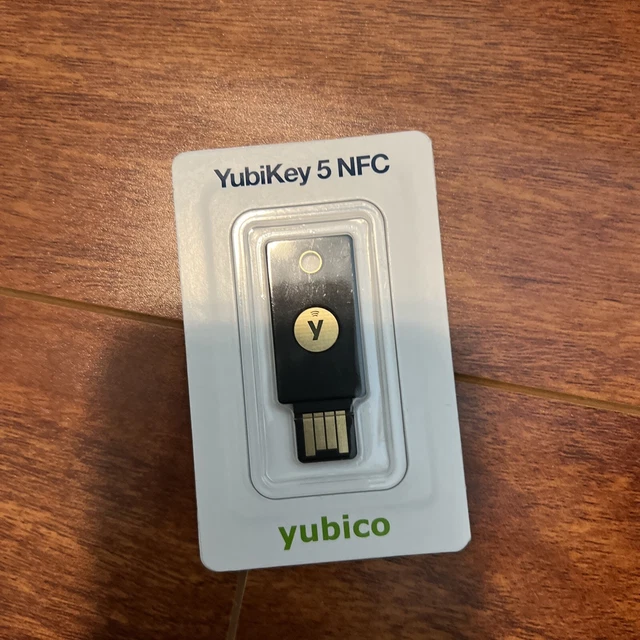YUBICO YUBIKEY 5 NFC Two Factor Authentication USB and NFC Security Key ...