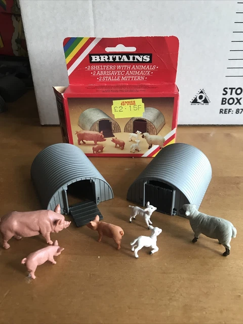 ABRI POUR ANIMAUX de ferme Britains x 2 et animaux No4703. 1984. Boîte ...