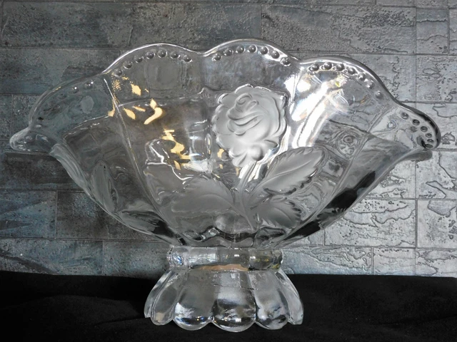 COUPE A FRUITS En Verre Moule Decore De Roses Depolies Long 34 Cm ...
