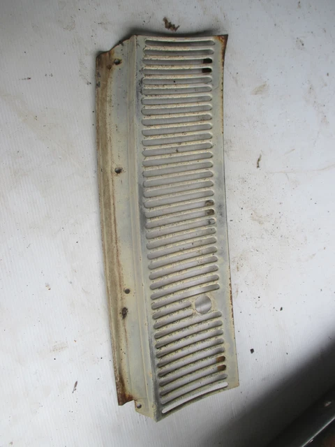 HOLDEN HK HT Hg Kingswood Genuine Wiper Cowl Vent Grill Plenum $75.00 ...