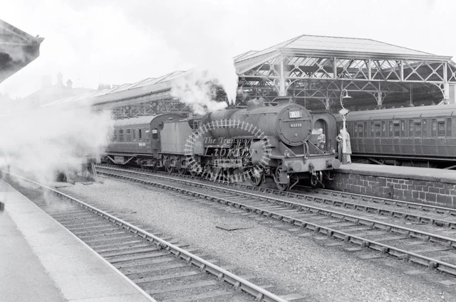 PHOTO BR BRITISH Railways Steam Locomotive Class 5MT 42770 at Harrogate ...