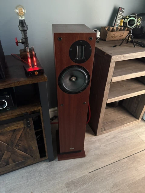 PROAC RESPONSE D20R Floorstanding Speakers with Ribbon Tweeter £2,913. ...