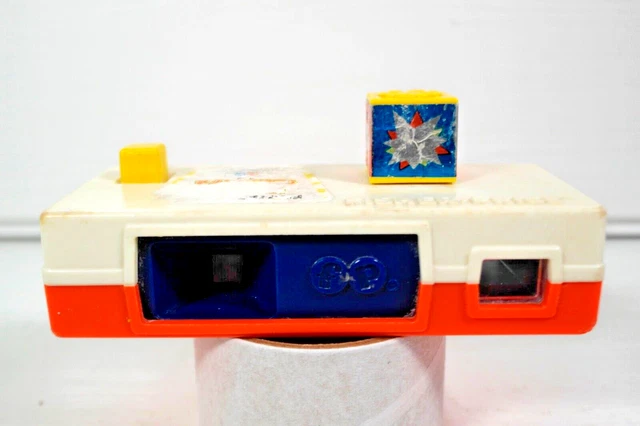 VINTAGE 1974 FISHER Price Pocket Camera TOY Trip to the Zoo Animals ...