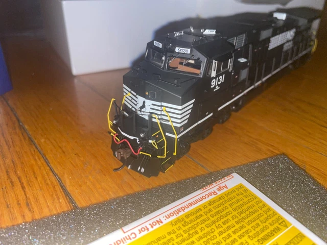 ATHEARN GENESIS 2.0 norfolk southern dash 9-44cw ho scale locomotive $336.40 - PicClick AU