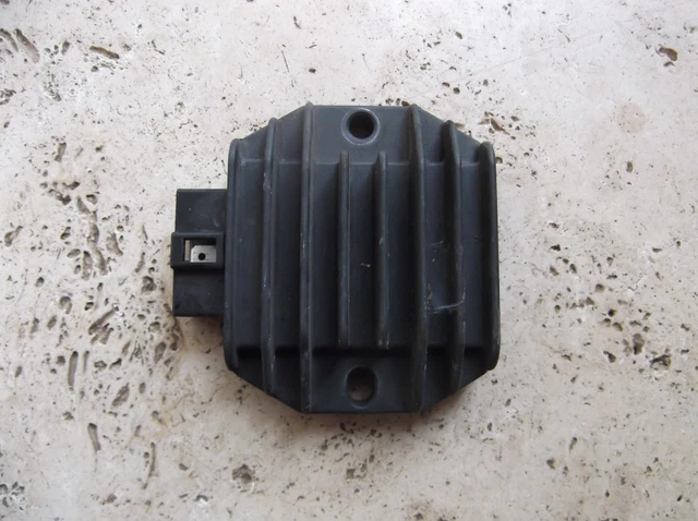 YAMAHA YZF R125 2013 Model Rectifier & Regulator Assembly (1) £13.99 ...