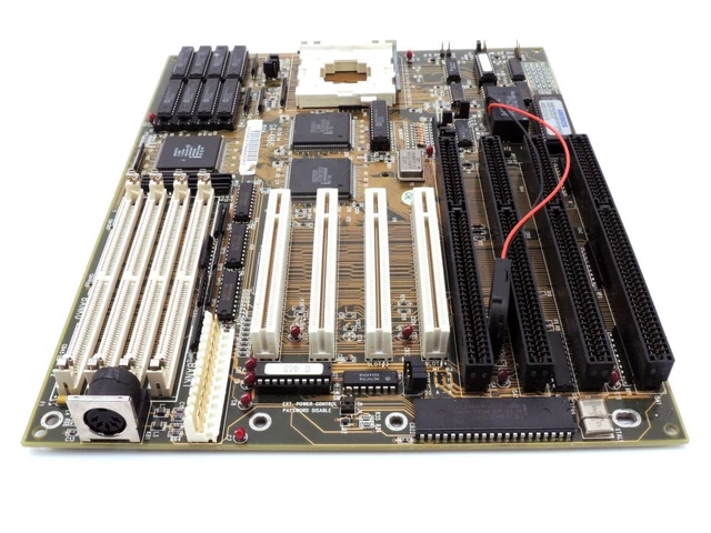 GIGABYTE GA-486IS VINTAGE Motherboard Socket 3 PGA237 Mainboard Intel ...