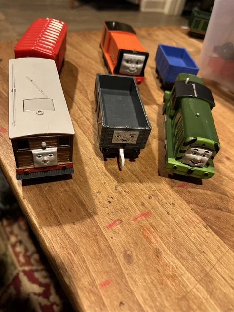 THOMAS FRIENDS TRACKMASTER Motorized Train TALKING TOBY BOX CAR Salty ...