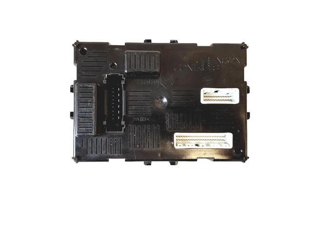 CALCULATEUR BCM L2CR 8200652285 28118125-3A Renault Johnson Controls ...