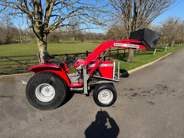 MASSEY FERGUSON 1020 Garden Tractor With Loader £5,750.00 - PicClick UK