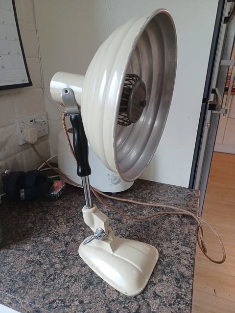 VINTAGE PIFCO INFRA Red Radiant Heat Lamp £19.50 - PicClick UK
