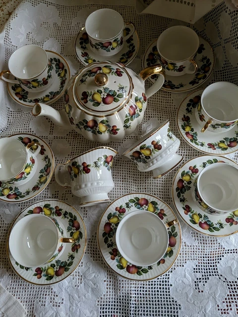 VINTAGE SHERIDAN FINE Bone China Pheasant Tea Set 27 Piece £120.00 ...
