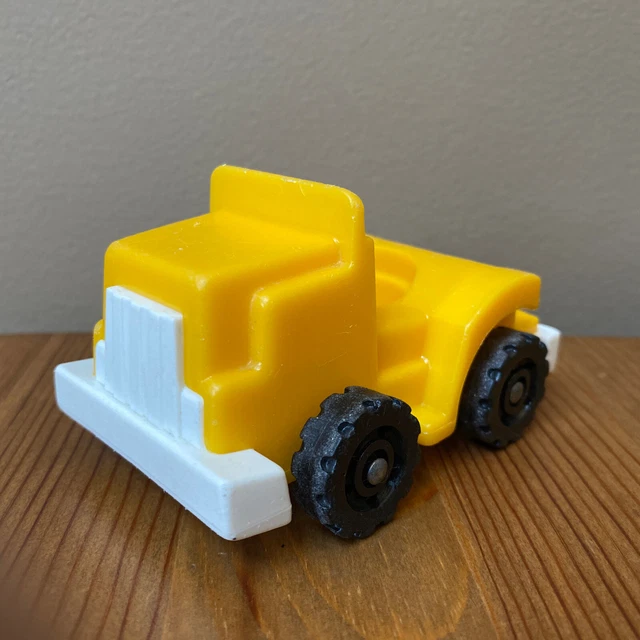VINTAGE FISHER PRICE Little People SEMI TRUCK Yellow Big Rig Cab ...
