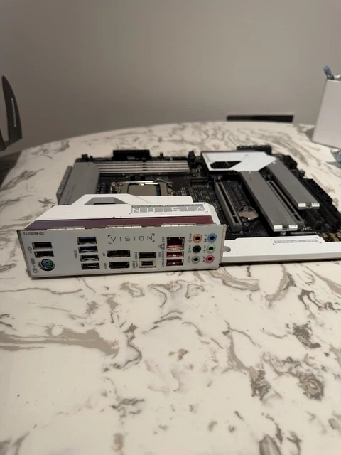 GIGABYTE Z490 VISION G LGA 1200 + Intel Core i7 10700K 3.8 GHZ £239.90 ...