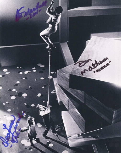 DON MARSHALL DON MATHESON LUND SIGNED 8x10 PHOTO LAND OF THE GIANTS ...