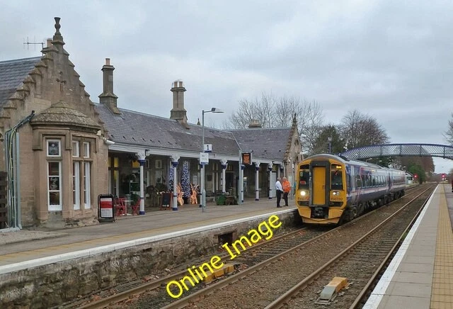 PHOTO 6X4 NAIRN Station Nairn Station provides a passing loop for ...