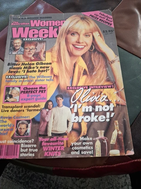 OLIVIA NEWTON JOHN, Elle Macpherson, Kevin Costner,Chantal Contouri ...