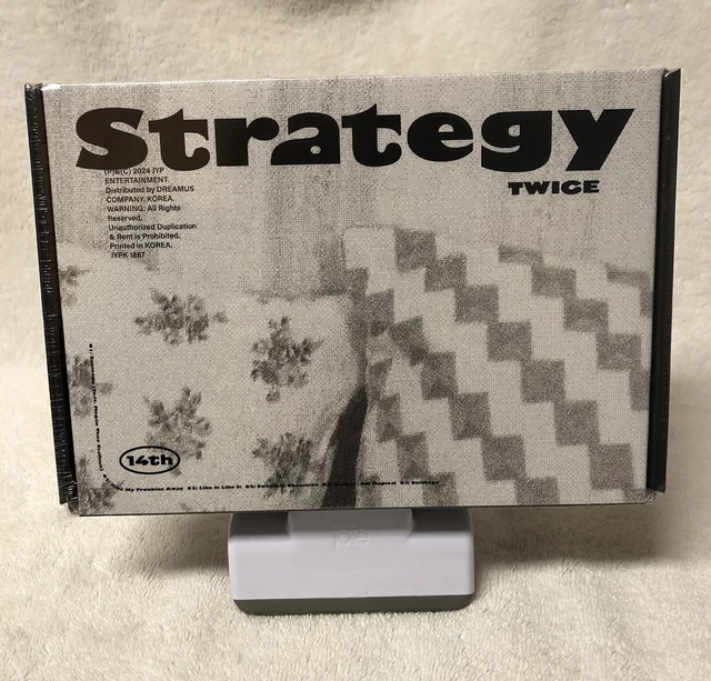 TWICE-14TH MINI ALBUM [STRATEGY] Photobook STEP 3 Version + P.O.B ...