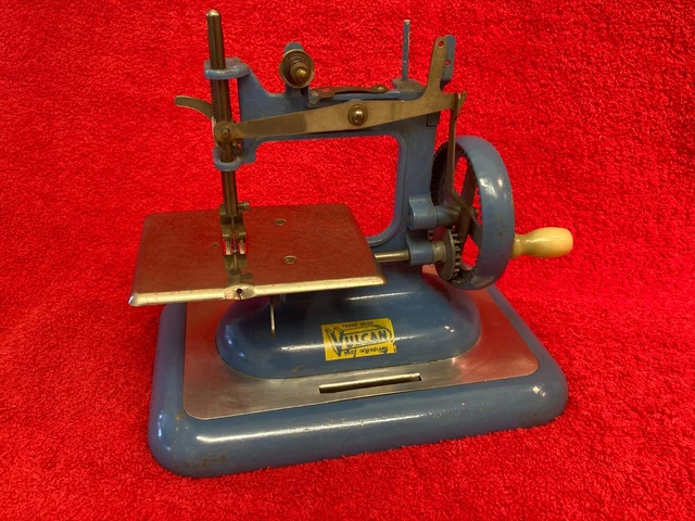 RARE MK1A. VINTAGE Vulcan Toy Sewing Machine. 1948-1950's VGC. £74.99 ...