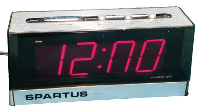 VINTAGE SPARTUS SOLID State Jumbo Red LED Display Alarm Clock Model 21 ...