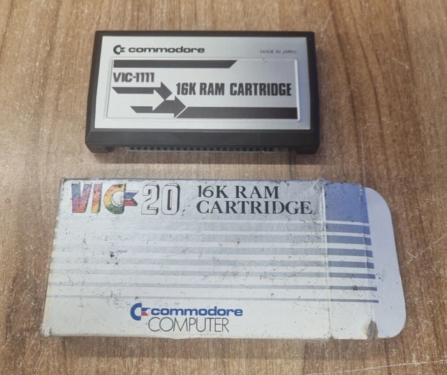 CARTUCCIA RAM COMMODORE VIC-1111 16K per VIC-20 testata in scatola OK ...