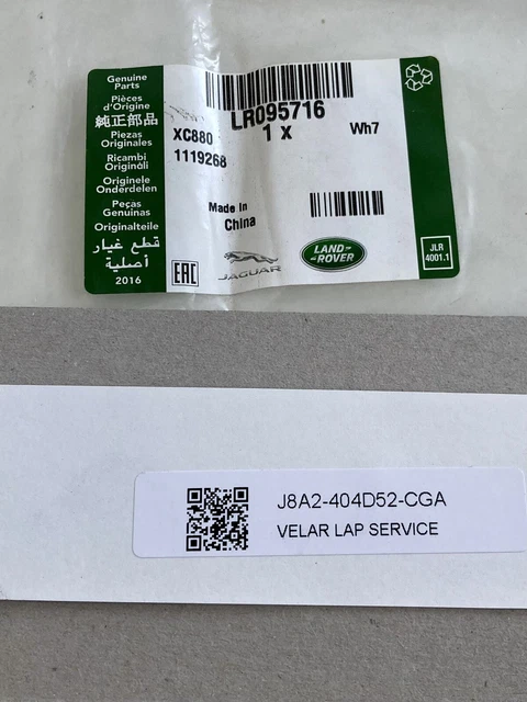 LAND ROVER VELAR Rear Name Plate Badge LR095716 OEM & New £64.25 ...