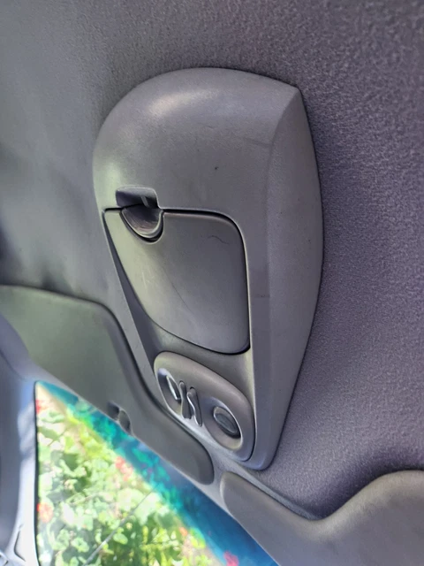 FORD FALCON AU Interior Roof Console Map Light Sunglasses Holder $145. ...