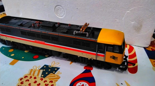 LIMA COEUR DE Lion Electric Locomotive....look Yes Not Just Body ? 99p ...