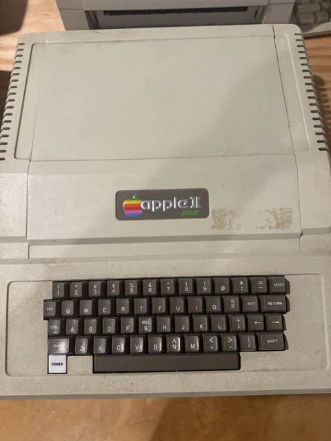 VINTAGE APPLE II Plus Computer, Untested Sold As Is $140.00 - PicClick