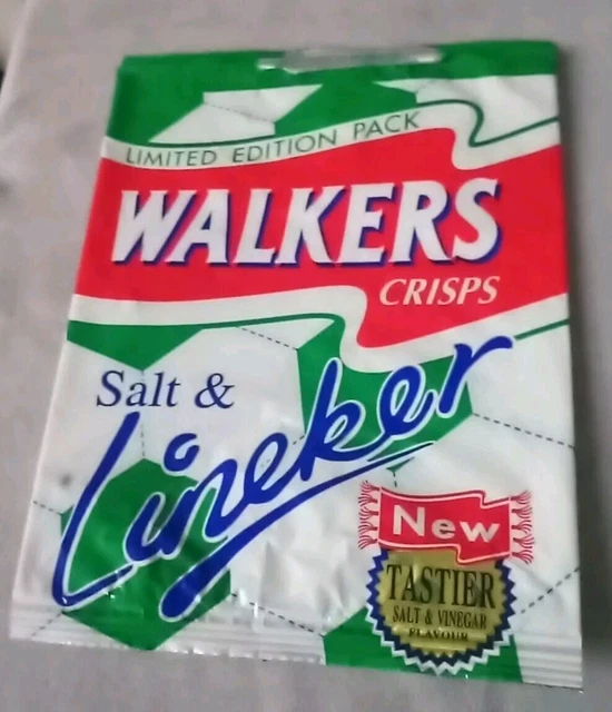 VINTAGE RETRO FOOTBALL Walkers crisps empty packet Gary salt & Lineker ...