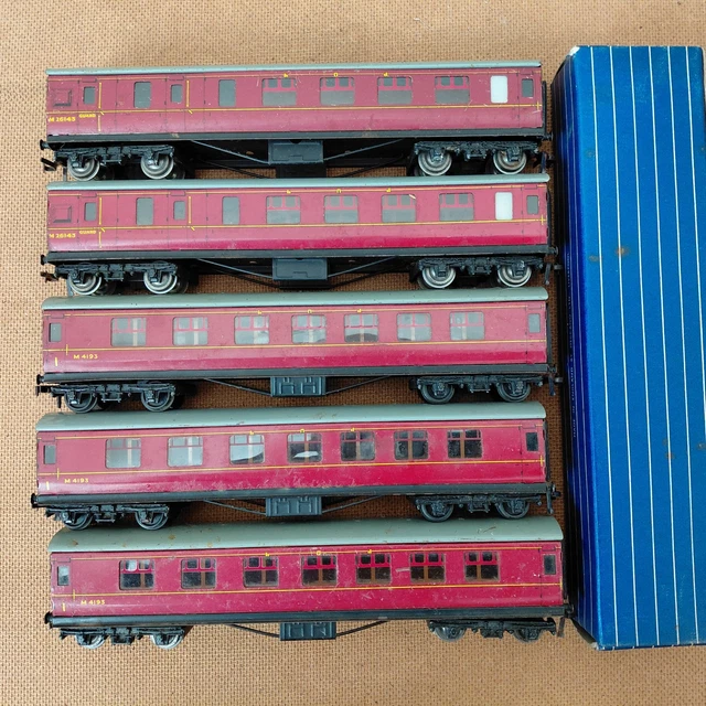 5 X HORNBY DUBLO D22 MAROON 3 RAIL CORRIDOR COACHES £16.15 - PicClick UK