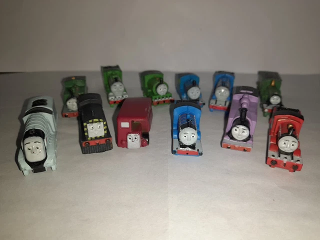 THOMAS THE TANK Engine & friends Small Plastic Figures Bundle X12 ...