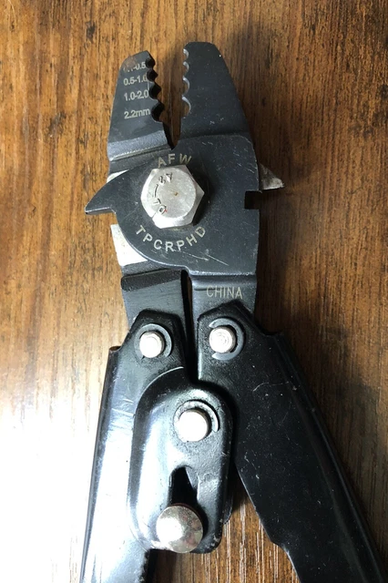 VINTAGE AFW 10& Wire Stripper/ Cutter/ Crimper Red/Black Handle At-70 ...
