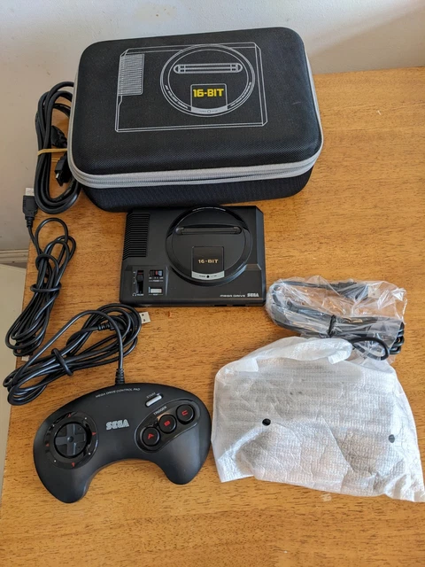 SEGA MEGA DRIVE Mini with 40 Inbuilt Video Games and 2 Controllers 1x ...