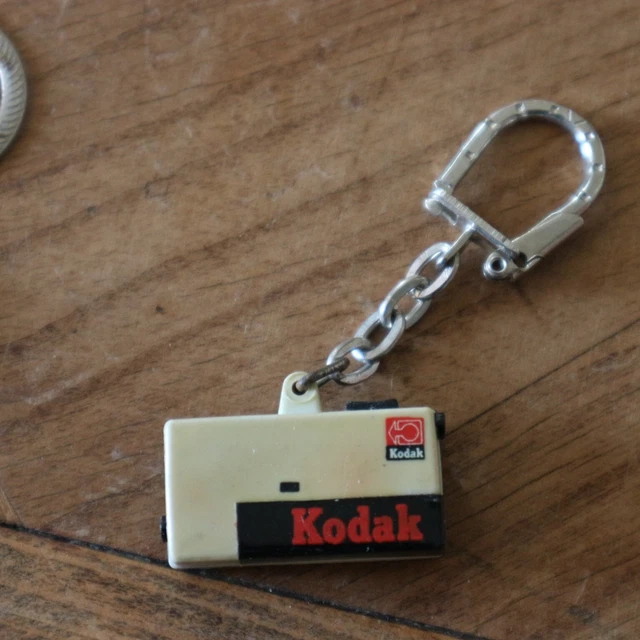 ANCIEN PORTE CLE publicitaire collection APPAREIL PHOTO KODAK ...