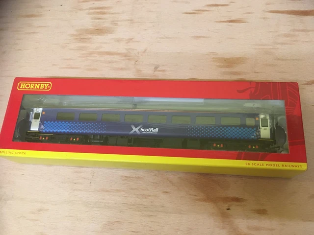 LOT..652F...OO GAUGE HORNBY R4893B SCOTRAIL MK2 COACH...6176 ...