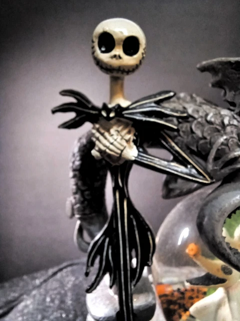 DISNEY TIM BURTON'S Nightmare Before Christmas Light Up & Waterglobe ...