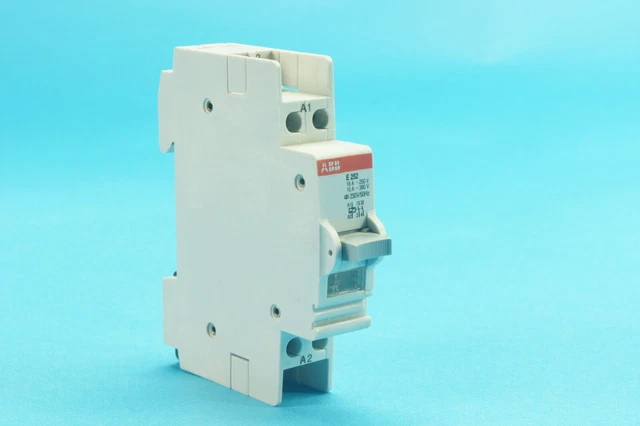 ABB E252 CONTROL switch 16A/250VAC 10A/380VAC coil 230VAC 50/60Hz 2 NO ...