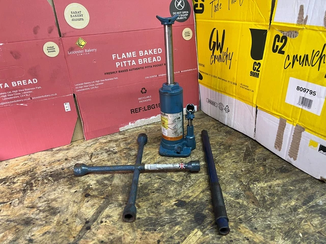 MERCEDES BENZ 3 Ton Van Hydraulic Wheel Jack Tool Kit A9015800218 £29. ...