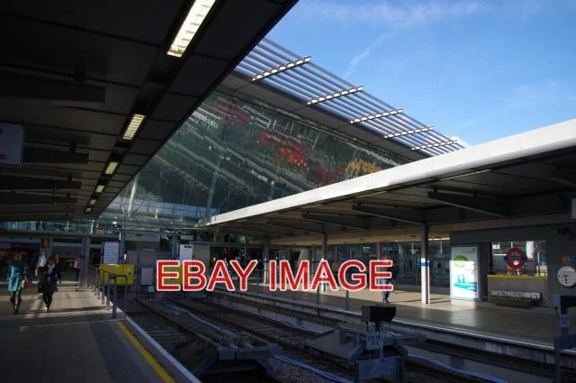 PHOTO STRATFORD Low Level Railway Station Platforms EUR 2,81 - PicClick FR