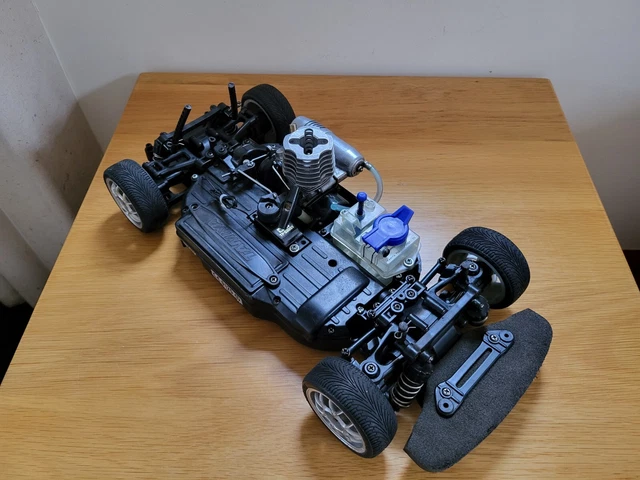 TAMIYA TGS NITRO RC Car - 1/10 Scale Rolling Chassis -RARE 4WD TAMIYA NITRO CAR £178.00 ...