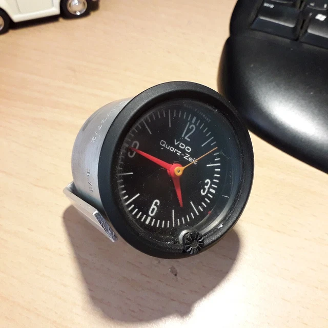 VDO UHR, ZEITUHR aus den 70er Jahren, Zusatzinstrument EUR 44,00 ...