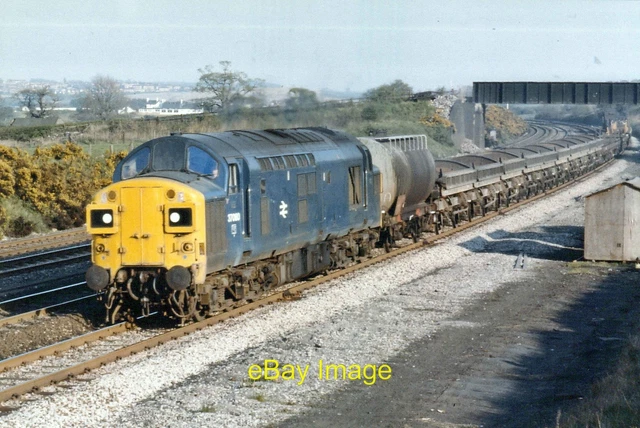 PHOTO RAILWAY 6X4 Class 37 37080 Freight at Lacey Fields c1980 £2.00 ...