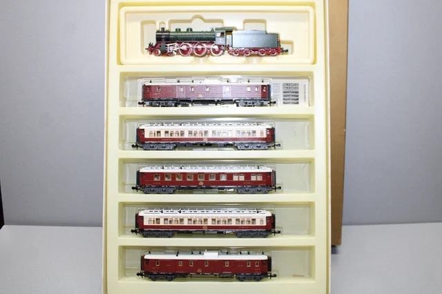 MINITRIX 11017 TENSIÓN Set Orient-Express Con Locomotora S10 Escala N ...