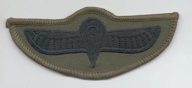 BRITISH ARMY SPECIAL Forces Medic wings,low viz on OD £7.99 - PicClick UK
