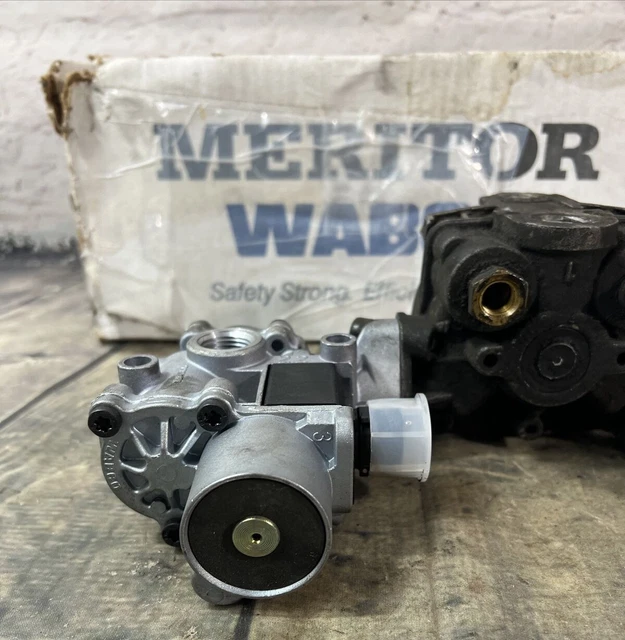 WABCO ABS MODULATOR And Relay Valve Assembly R950134-ST $489.08 ...