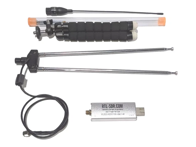 RTL-SDR BLOG - USB SDR RADIO R820T2 RTL2832U SMA + Antenna Telescopica ...