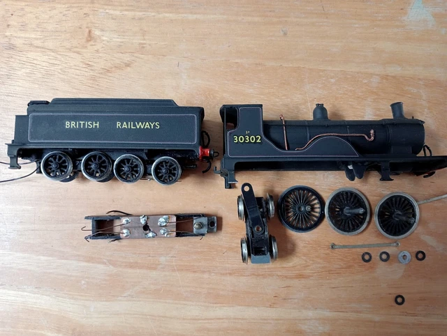 THREE OO GAUGE Metal Kits Of Railway Locos Southern Region ...