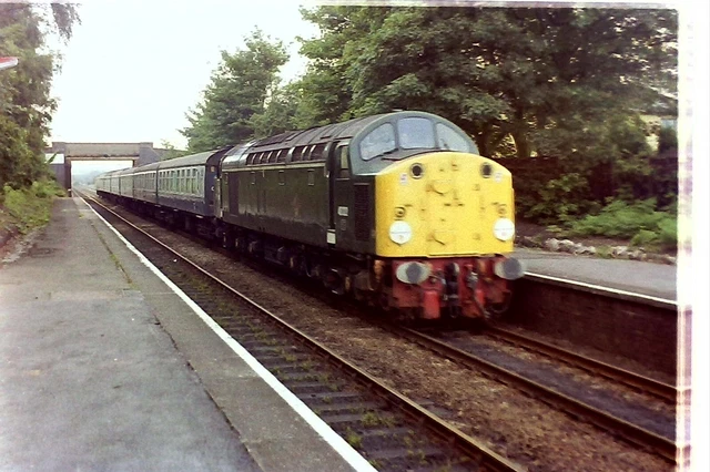 35MM RAILWAY COLOUR Negative Class 40 D200 at Alsager £1.49 - PicClick UK