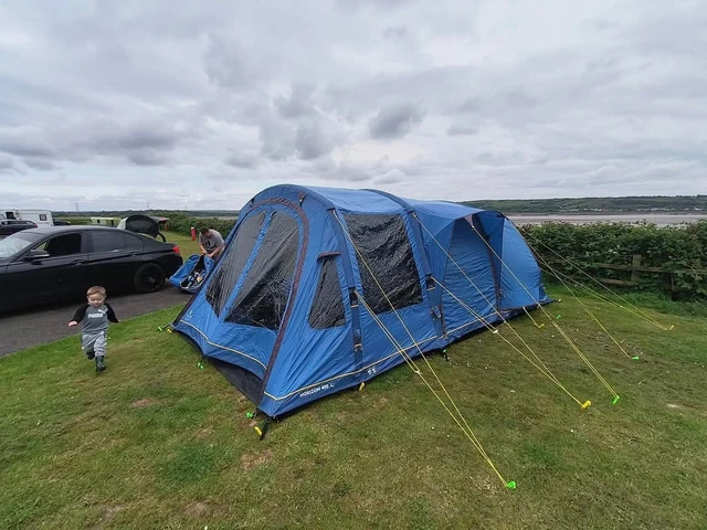 HI GEAR HORIZON 400 Air Nightfall 4-Person Tent ,Complete Set Up. Used ...